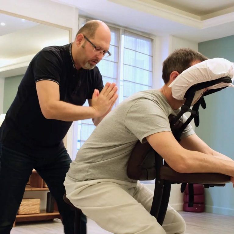 Stronglite Website: Massage Tables, Chairs, Accessories