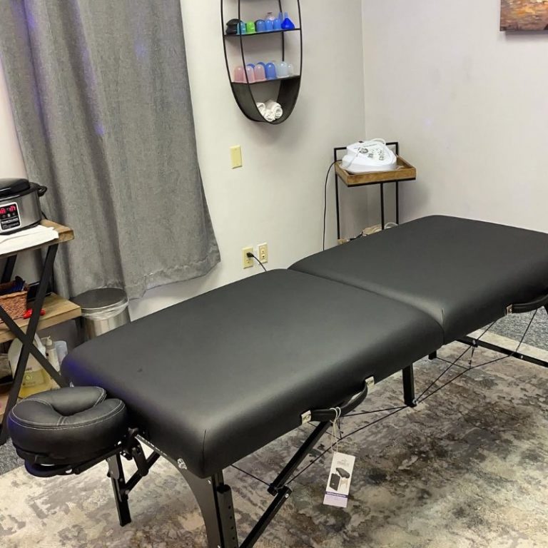 Stronglite Website: Massage Tables, Chairs, Accessories